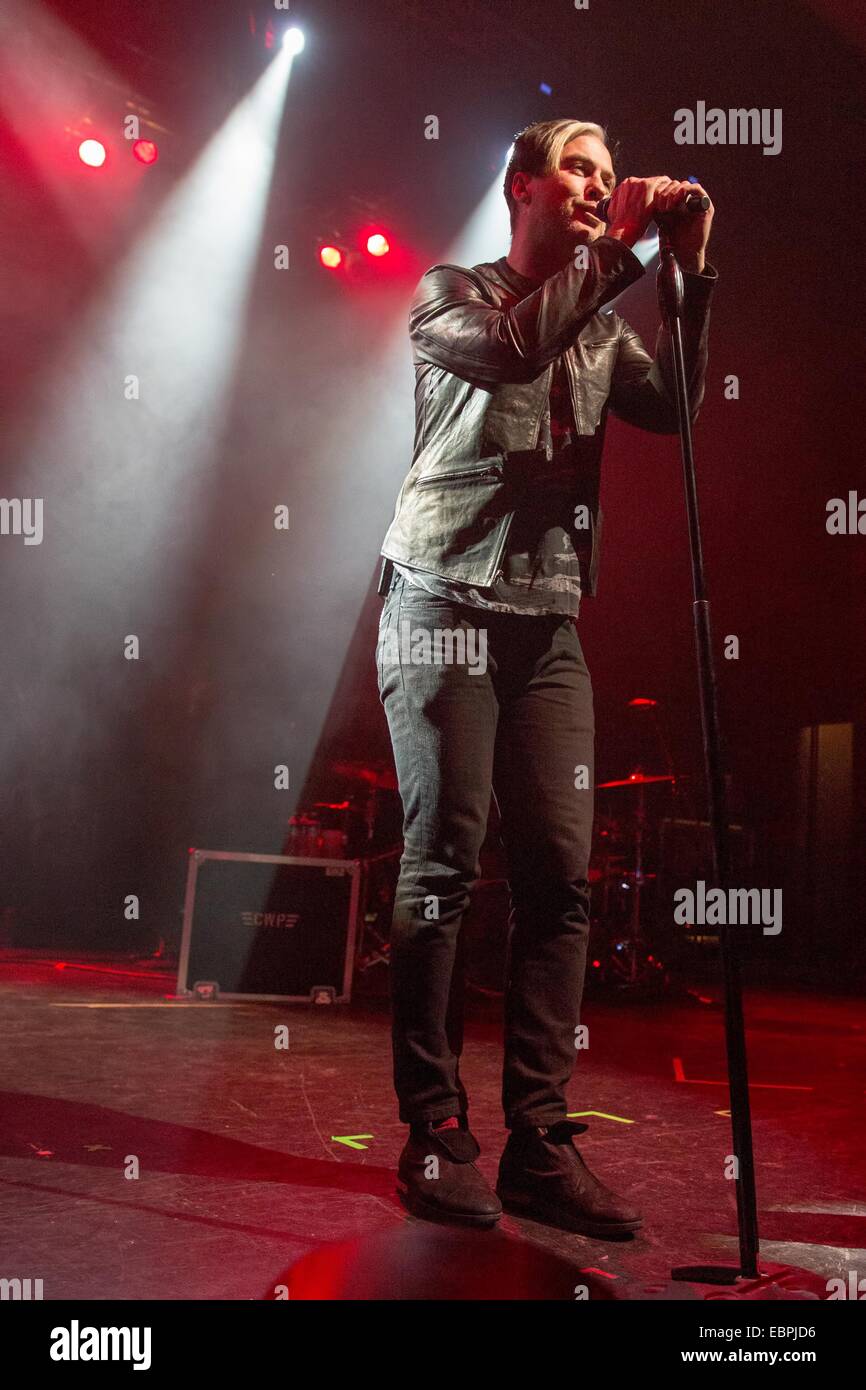Milwaukee, Wisconsin, USA. 2nd Dec, 2014. Singer MICHAEL FITZPATRICK of ...