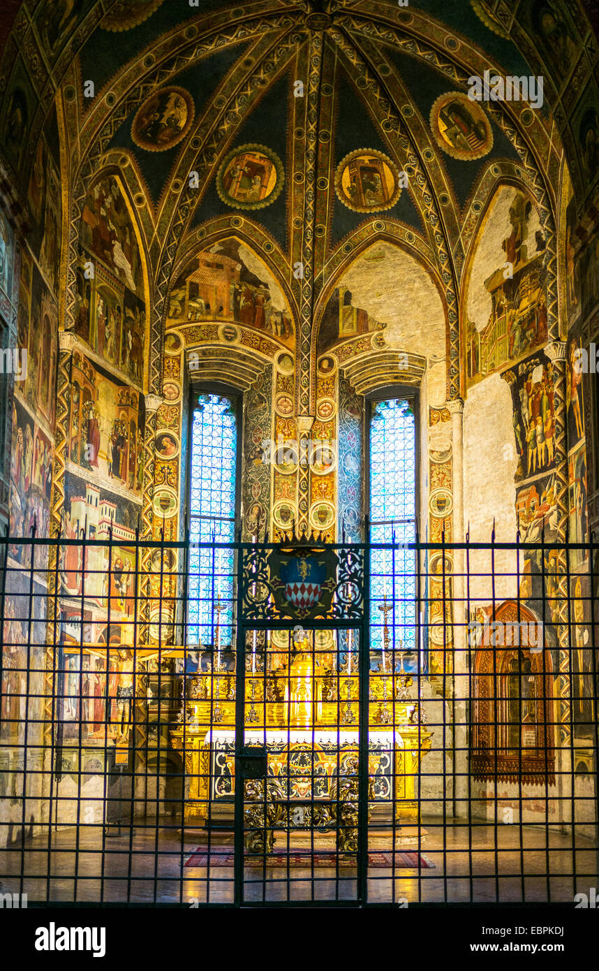 Inside Chapel Stock Photos & Inside Chapel Stock Images - Alamy