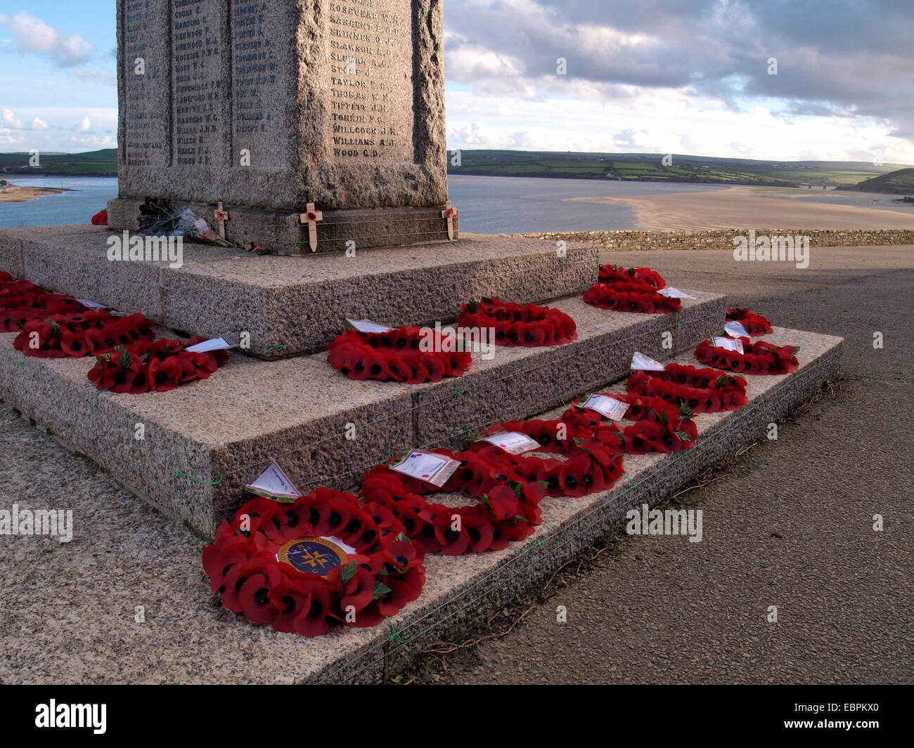 Poppy wreaths laid at the war memorial, Padstow, Cornwall, UK Stock ...