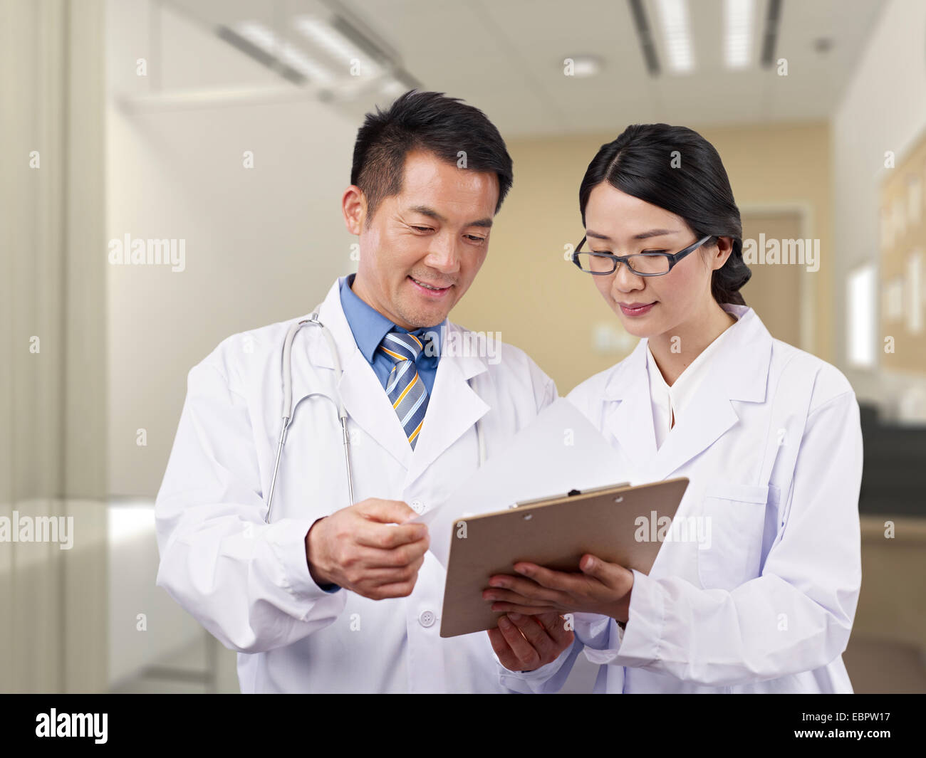 asian doctors Stock Photo - Alamy