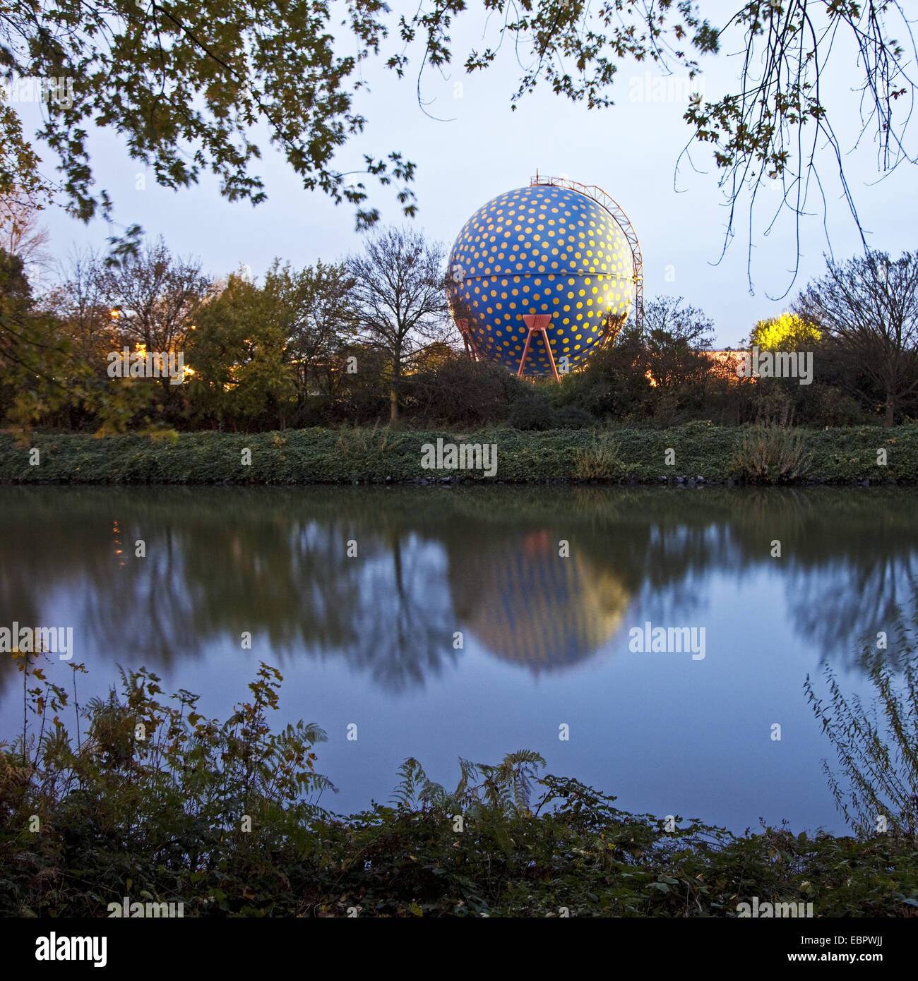Spherical tank hi-res stock photography and images - Alamy