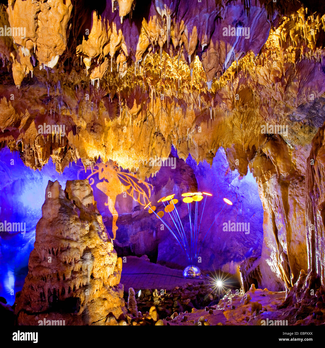 Dripstone columns hi-res stock photography and images - Alamy