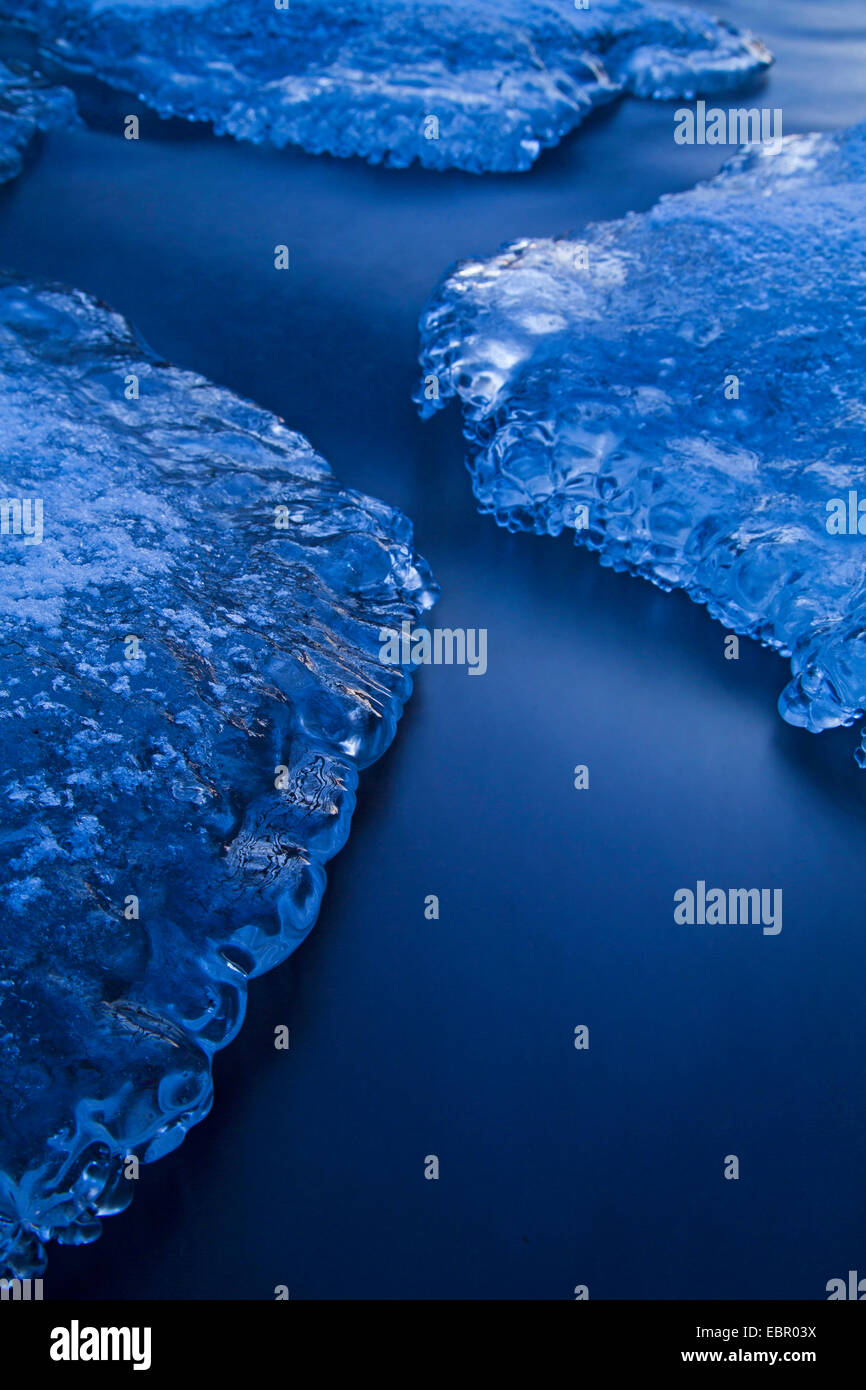 Long ice crystals hi-res stock photography and images - Alamy