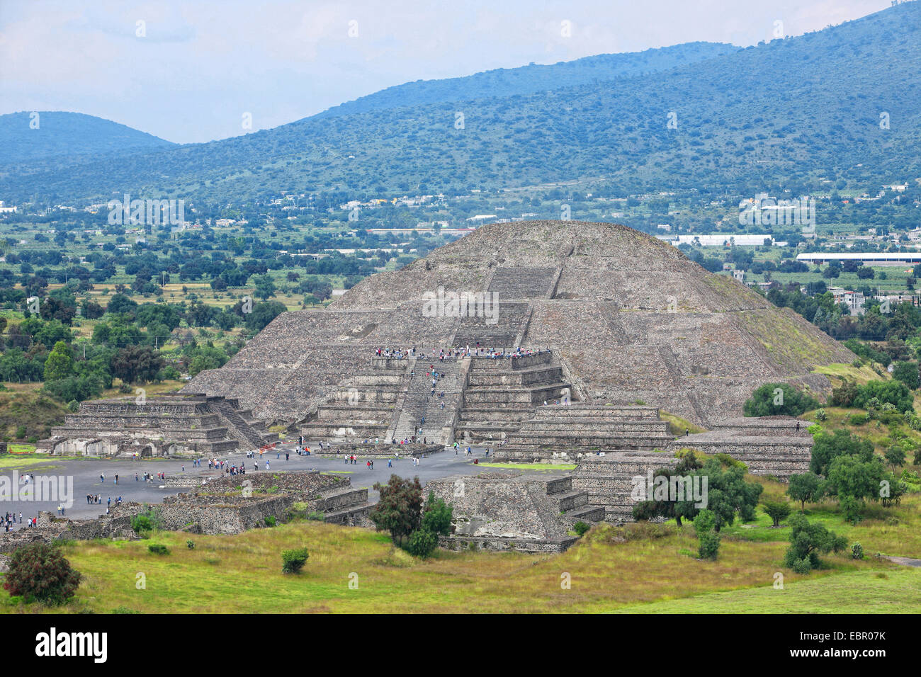 moon pyramid at Teotihuacßn, Mexico, Teotihuacßn Stock Photo - Alamy