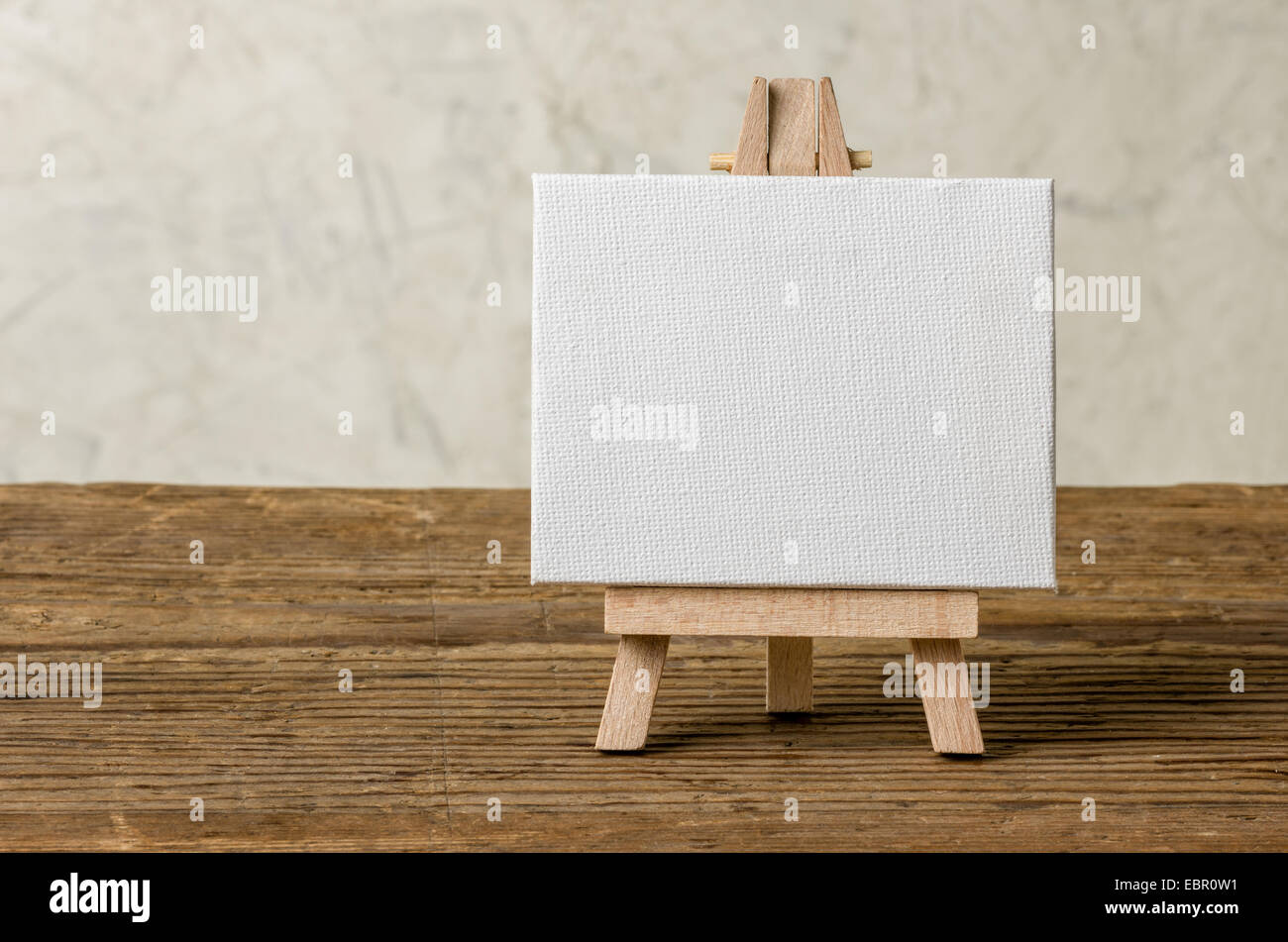 Acrylic canvas board hi-res stock photography and images - Alamy