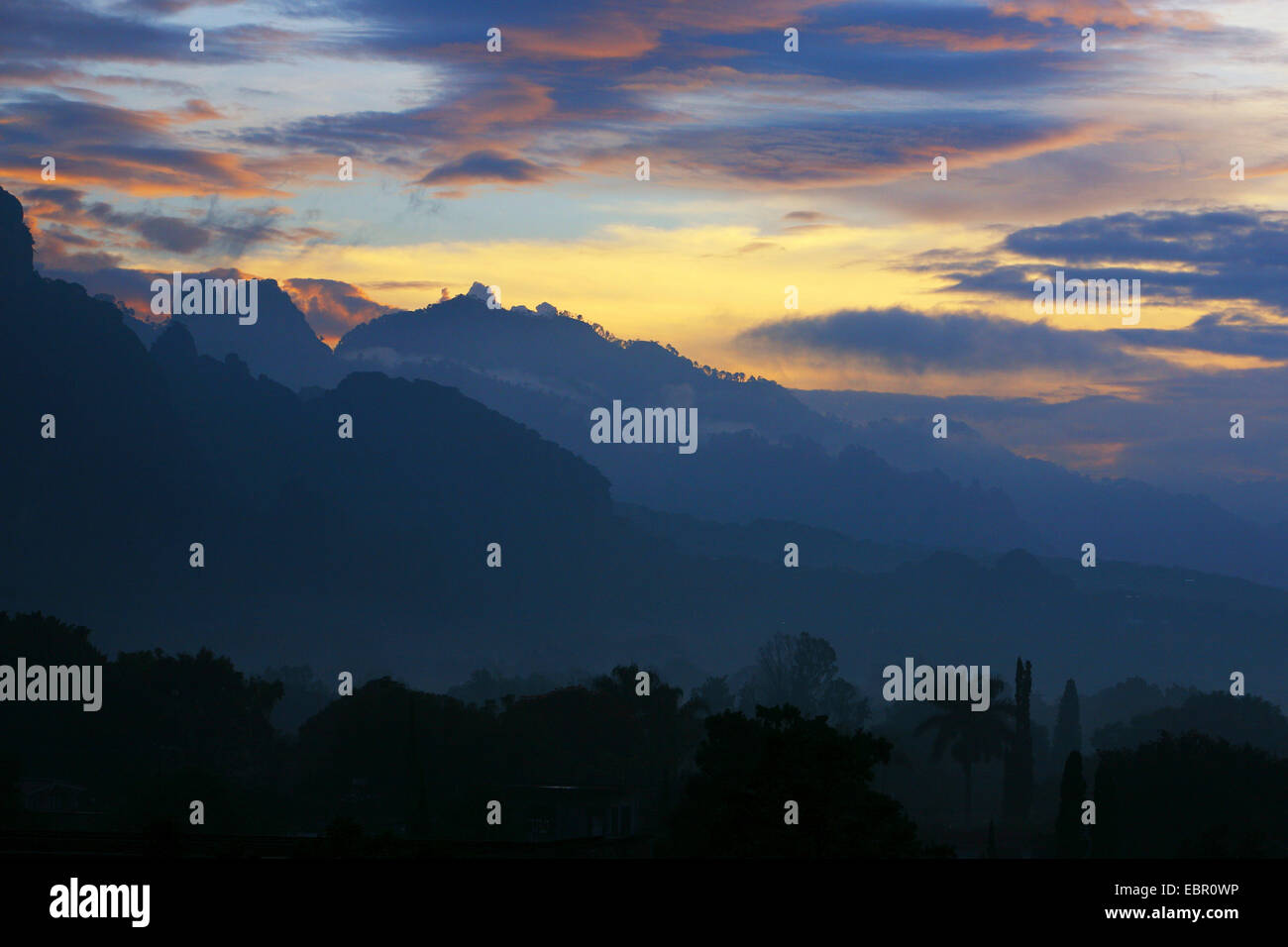morning atmosphere at Tepoztlßn, Mexico, Tepoztlßn Stock Photo - Alamy