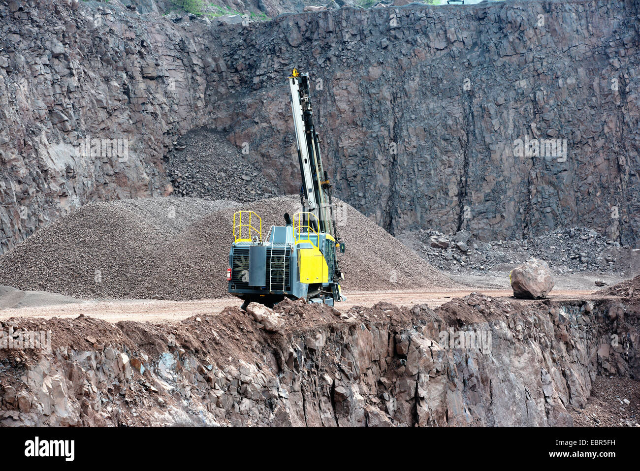 Hole in rock to blast hi-res stock photography and images - Alamy