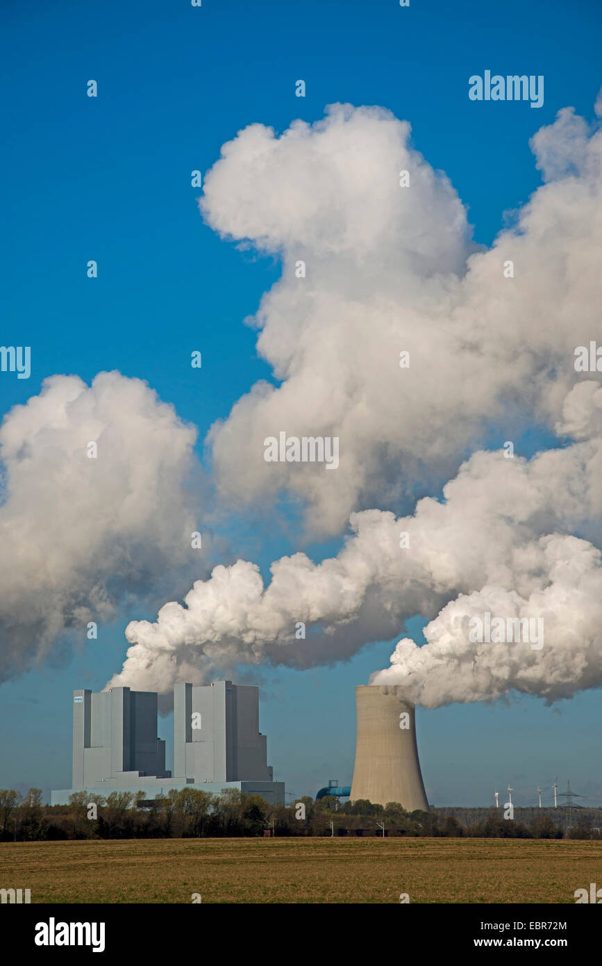 brown coal-fired power station RWE-Power in Grevenbroich-Neurath ...