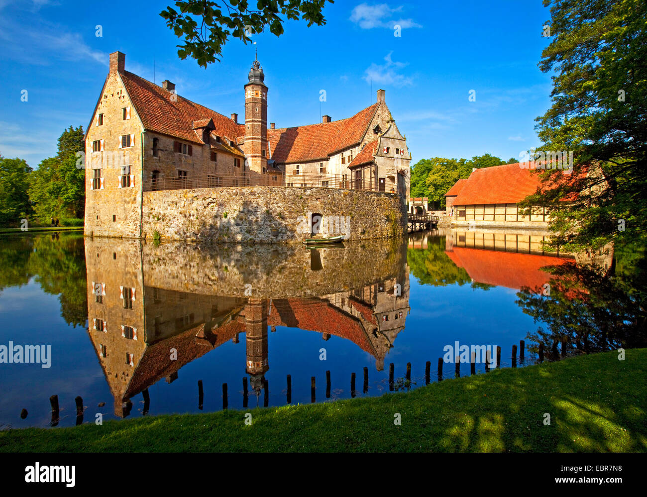 Vischering castle luedinghausen germany hi-res stock photography and ...