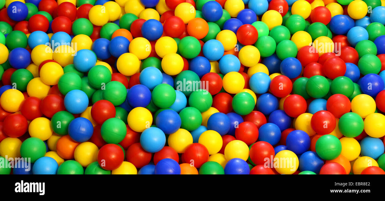 Orange pool ball hi-res stock photography and images - Alamy