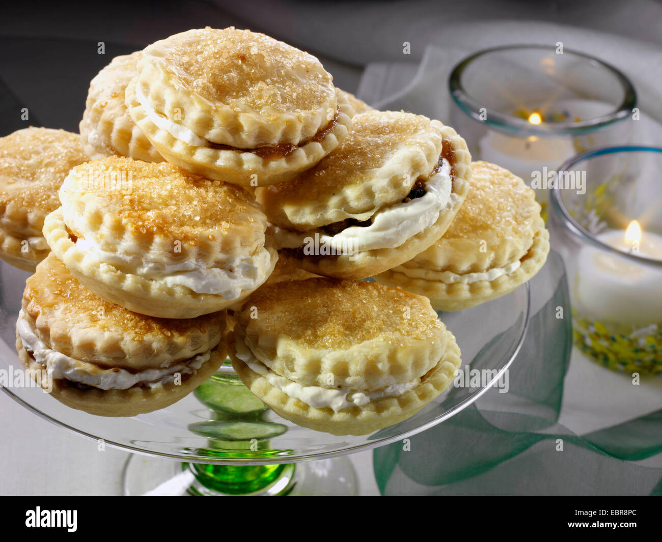 Stand pies hi-res stock photography and images - Alamy