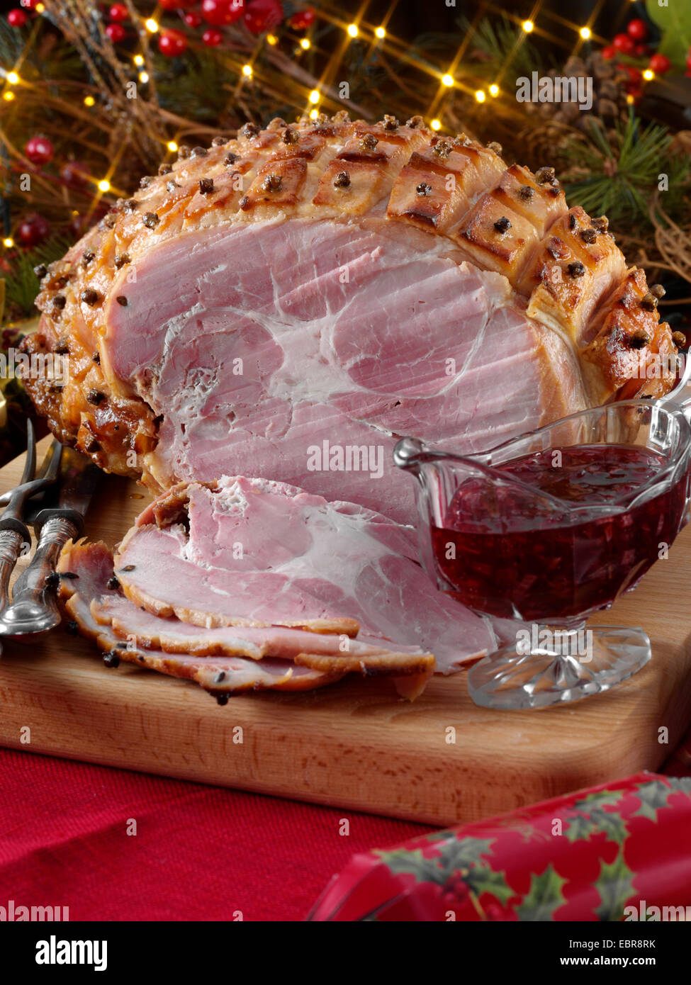 Whole glazed roast gammon joint hi-res stock photography and images - Alamy Whole glazed roast gammon joint hi-res stock photography and images - Alamy