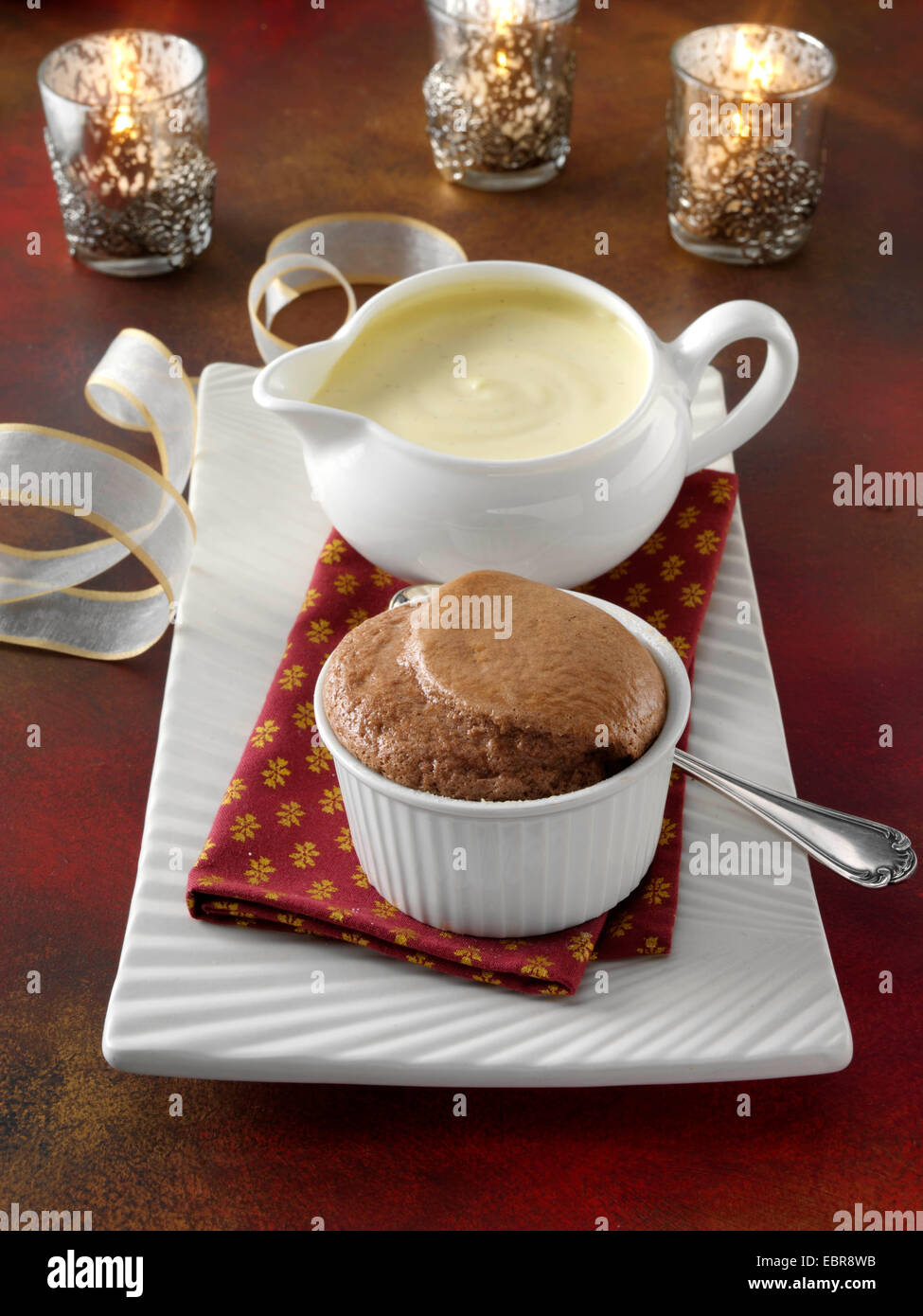 Souffle in dark chocolate hi-res stock photography and images - Alamy