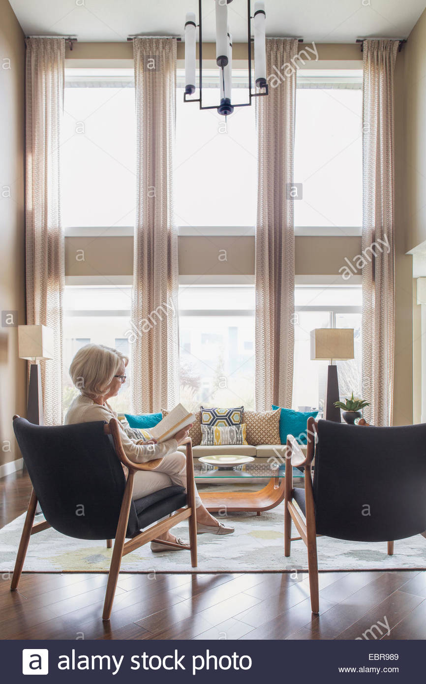 Modern reading room hi-res stock photography and images - Alamy