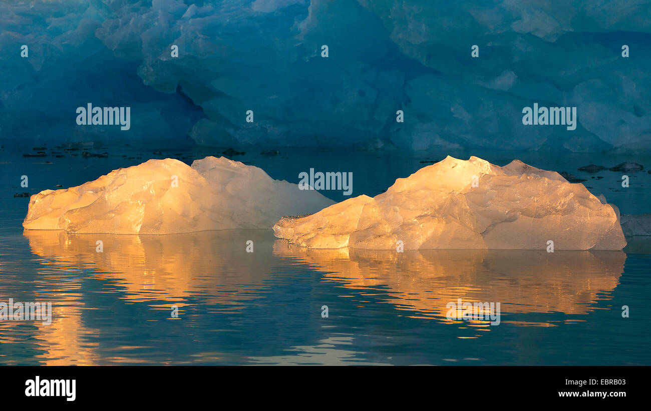 Ice and light hi-res stock photography and images - Alamy