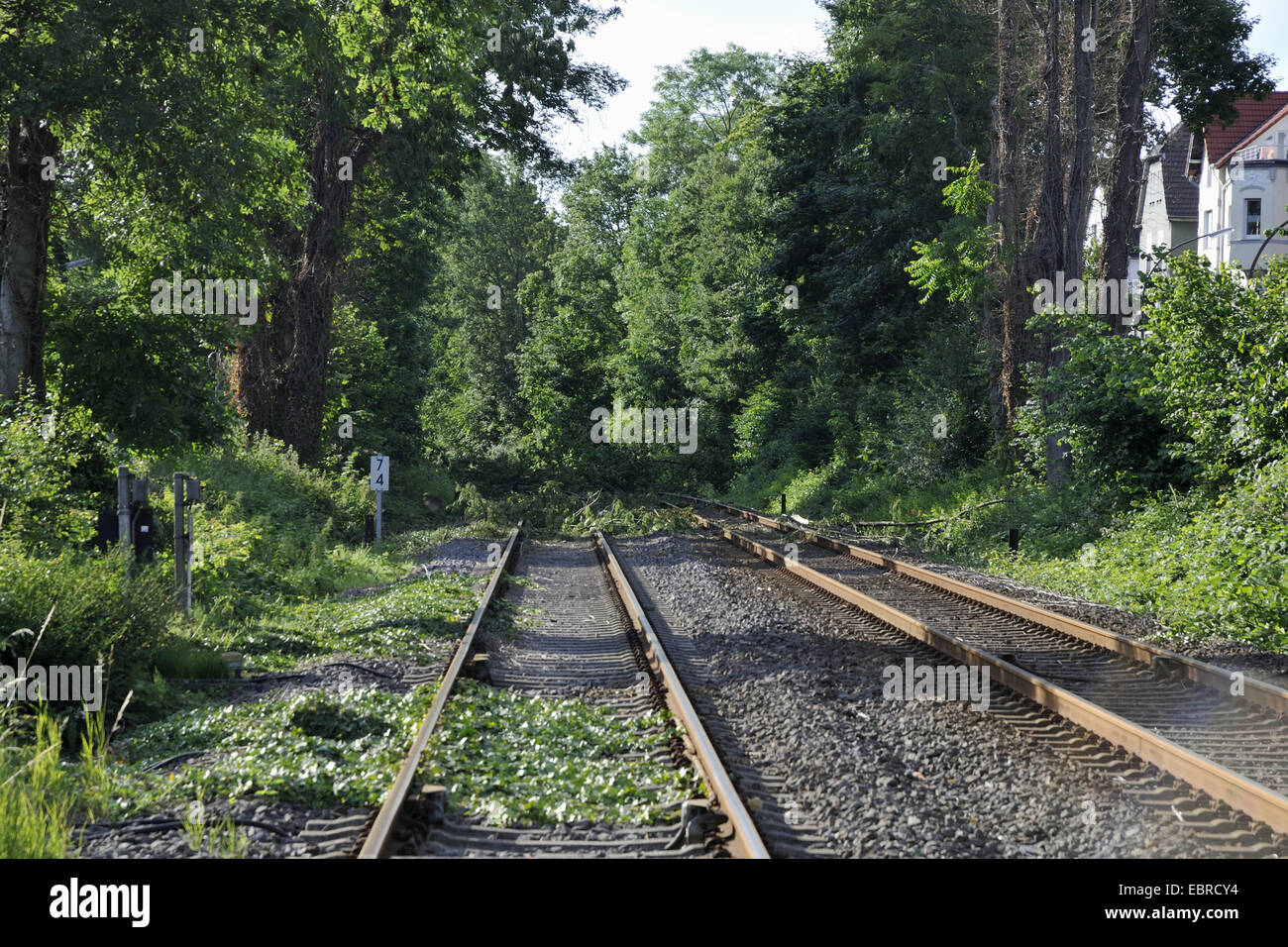 Broken infrastructure hi-res stock photography and images - Alamy