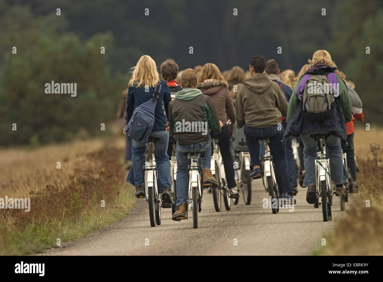School field trip teens hi-res stock photography and images - Alamy