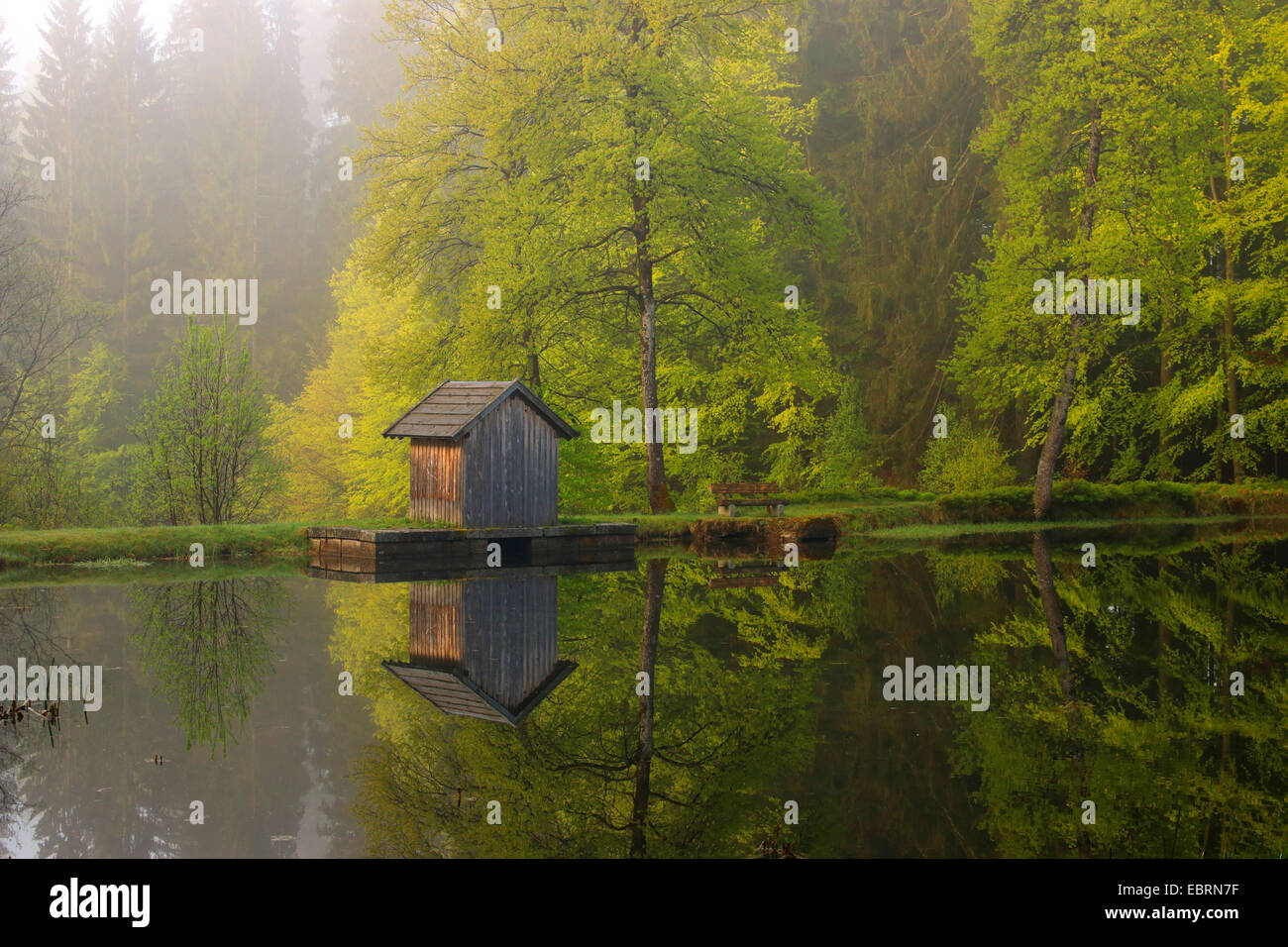 Wooden hut lake hi-res stock photography and images - Alamy