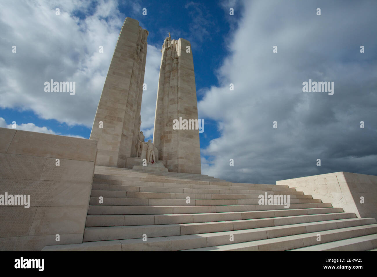 Soldiers lost at vimy ridge hi-res stock photography and images - Alamy