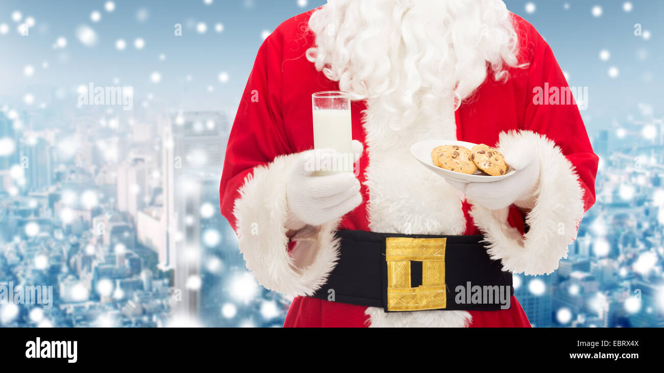 Milk cookies santa claus hi-res stock photography and images - Alamy