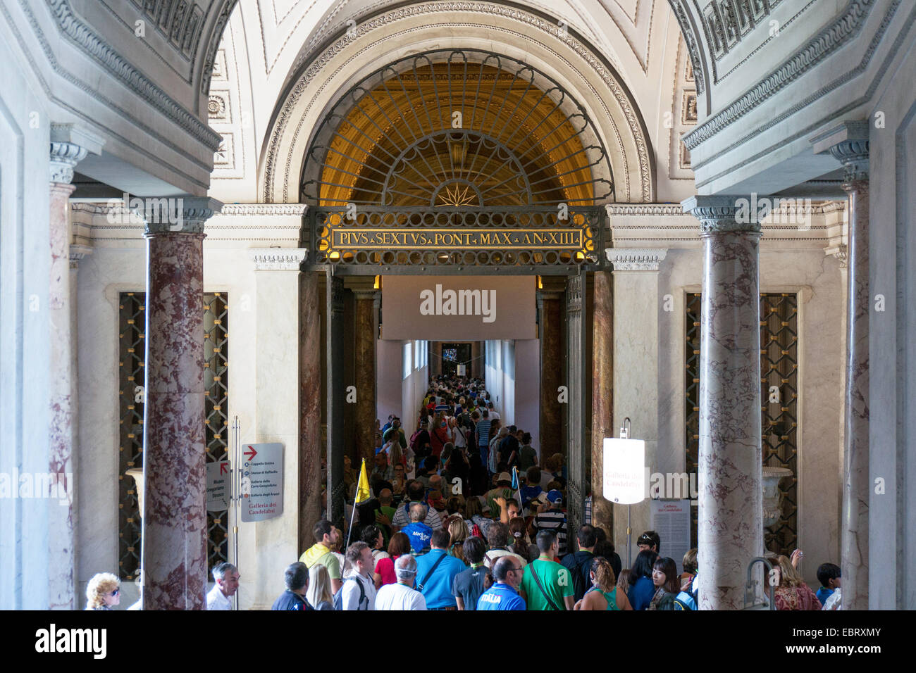 Vatican City: Crowds of visitors at the Vatican Museums. Photo from 4th ...