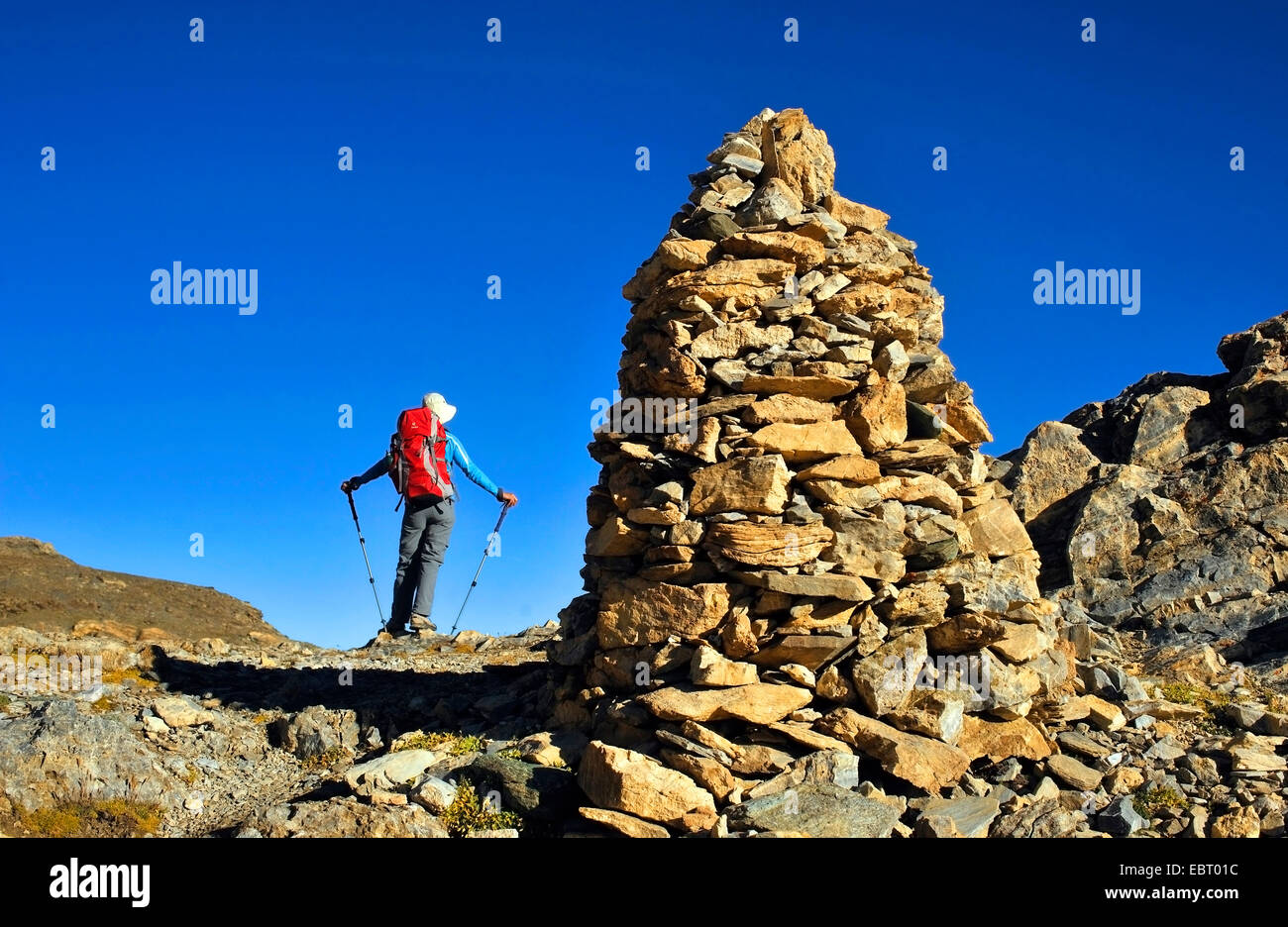 Stone pass hi-res stock photography and images - Alamy