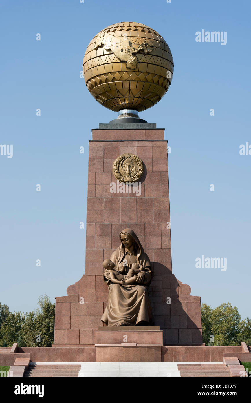 Monument of independence (Mustaqillik Yodgorligi), Tashkent, Usbekistan ...