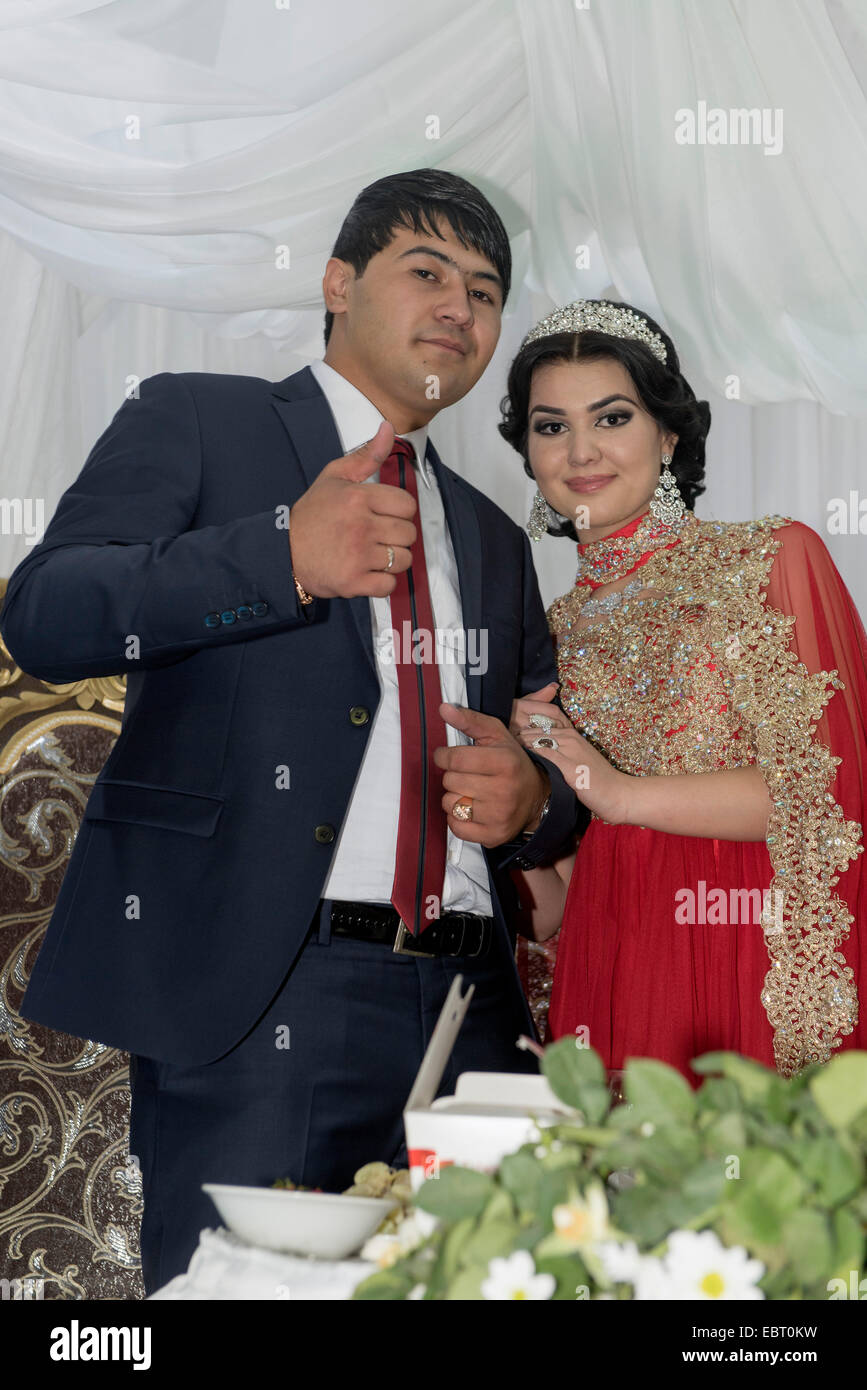 Uzbekistan samarkand wedding hi-res stock photography and images - Alamy