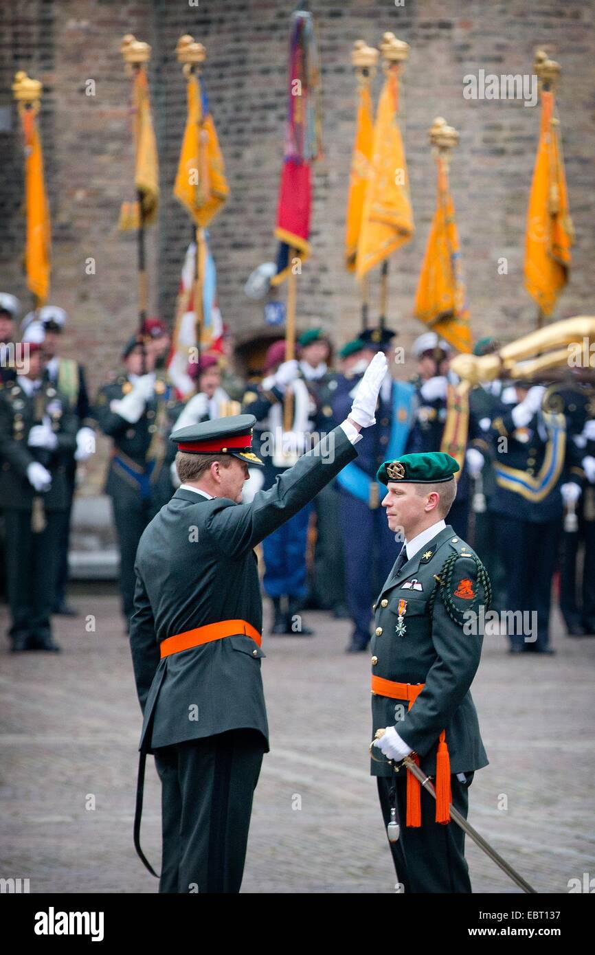 The Hague, The Netherlands. 4th Dec, 2014. King Willem-Alexander of The ...