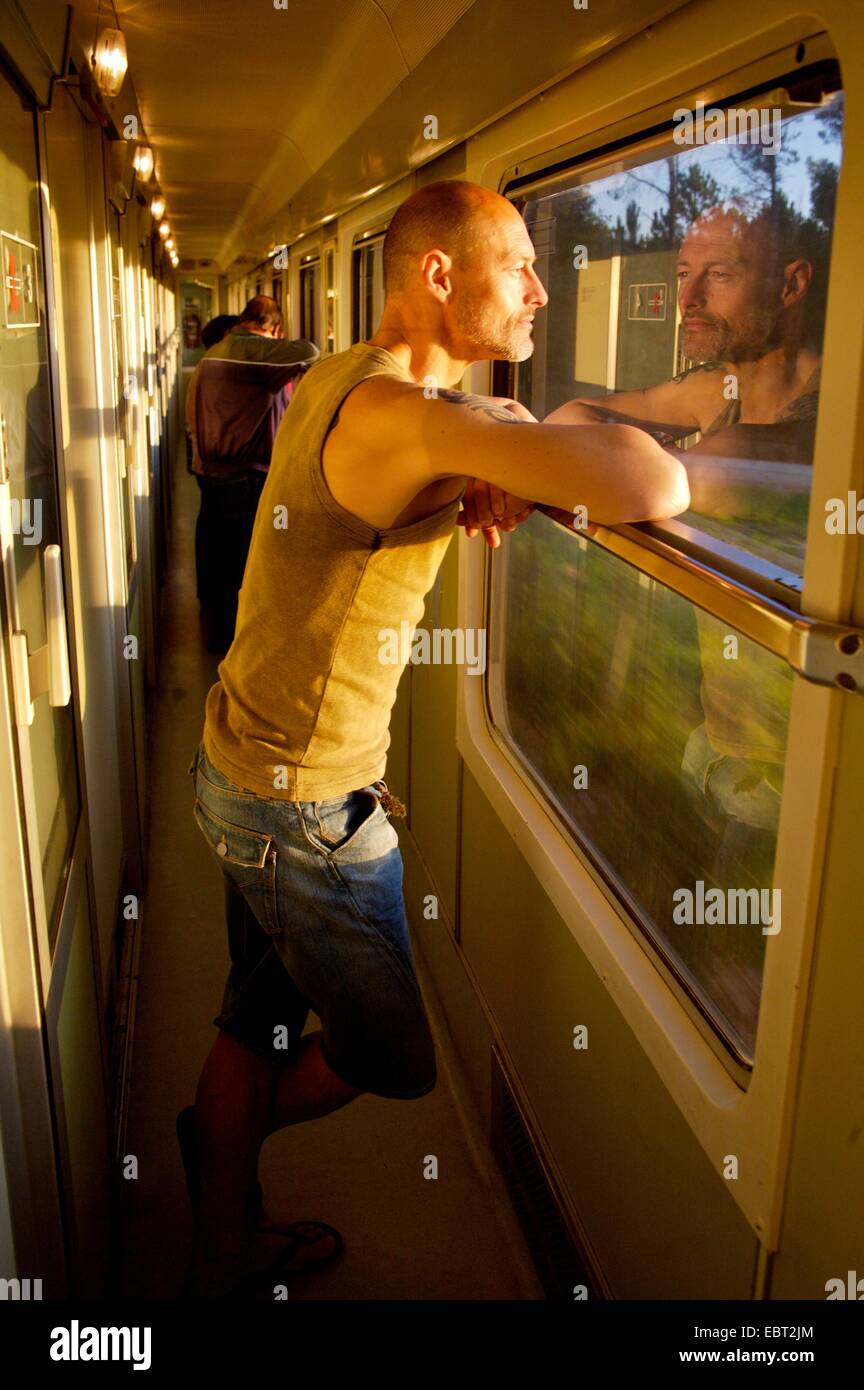 Overnight Sleeper Train High Resolution Stock Photography and Images ...