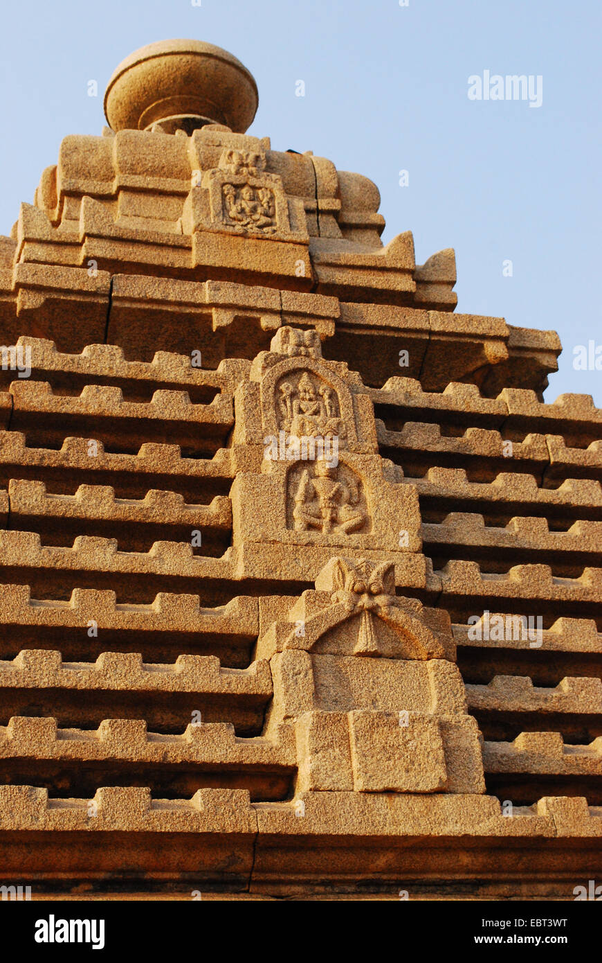 Fractal roof hindu temple hi-res stock photography and images - Alamy