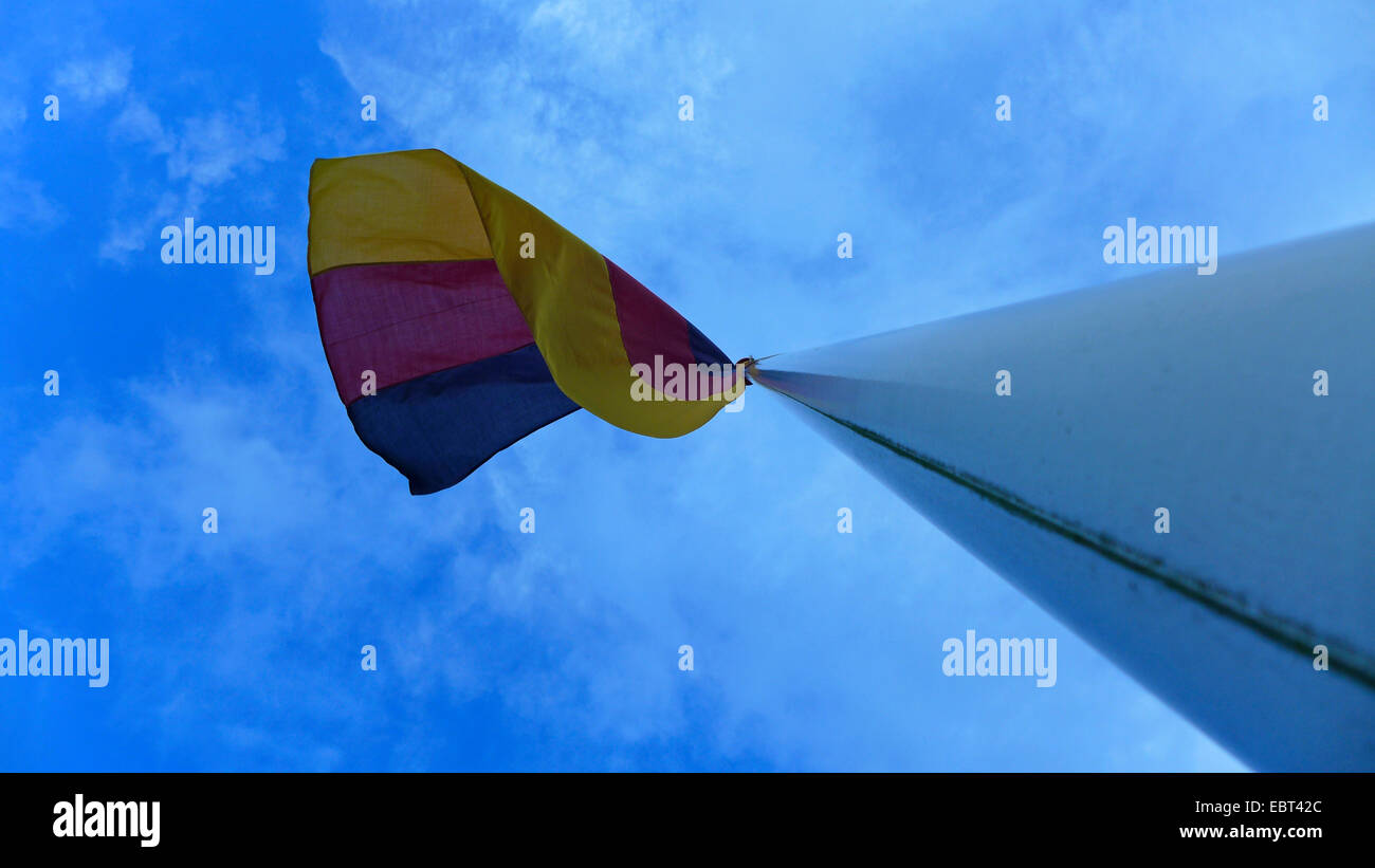 Flag blowing wind windy flags hi-res stock photography and images - Alamy