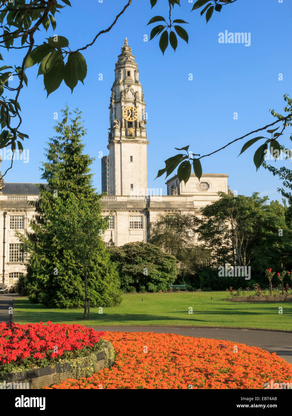 Cardiff city hall gardens hi-res stock photography and images - Alamy