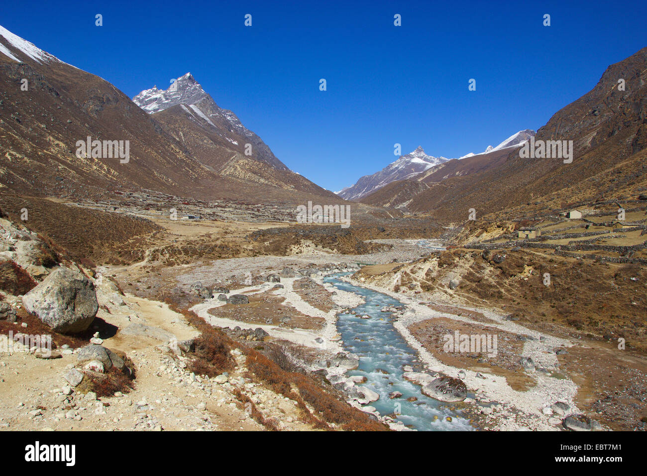 Valley near Taranga above Thame, Nepal, Khumbu Himal Stock Photo - Alamy