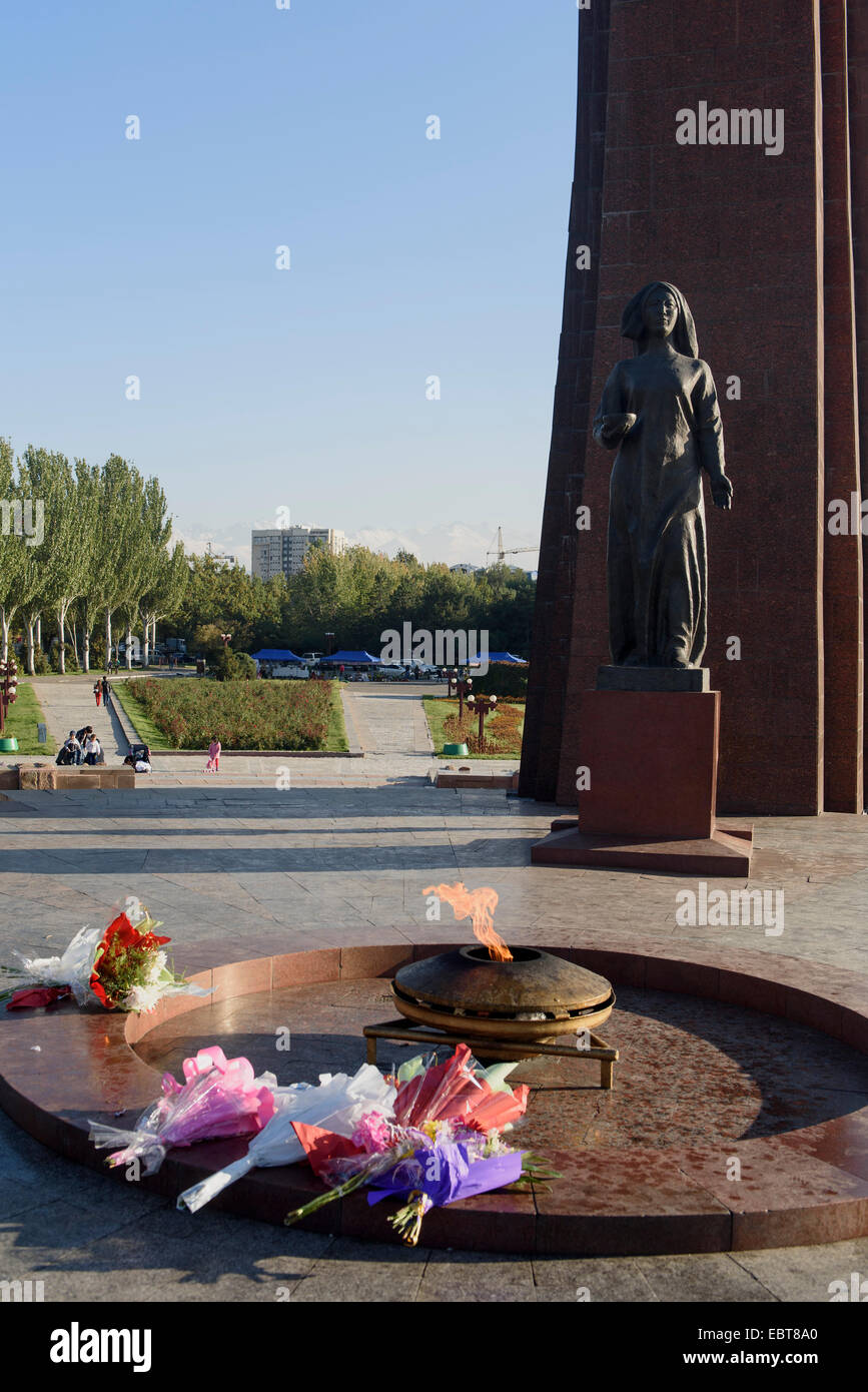 Kyrgyzstan bishkek victory square monument hi-res stock photography and ...