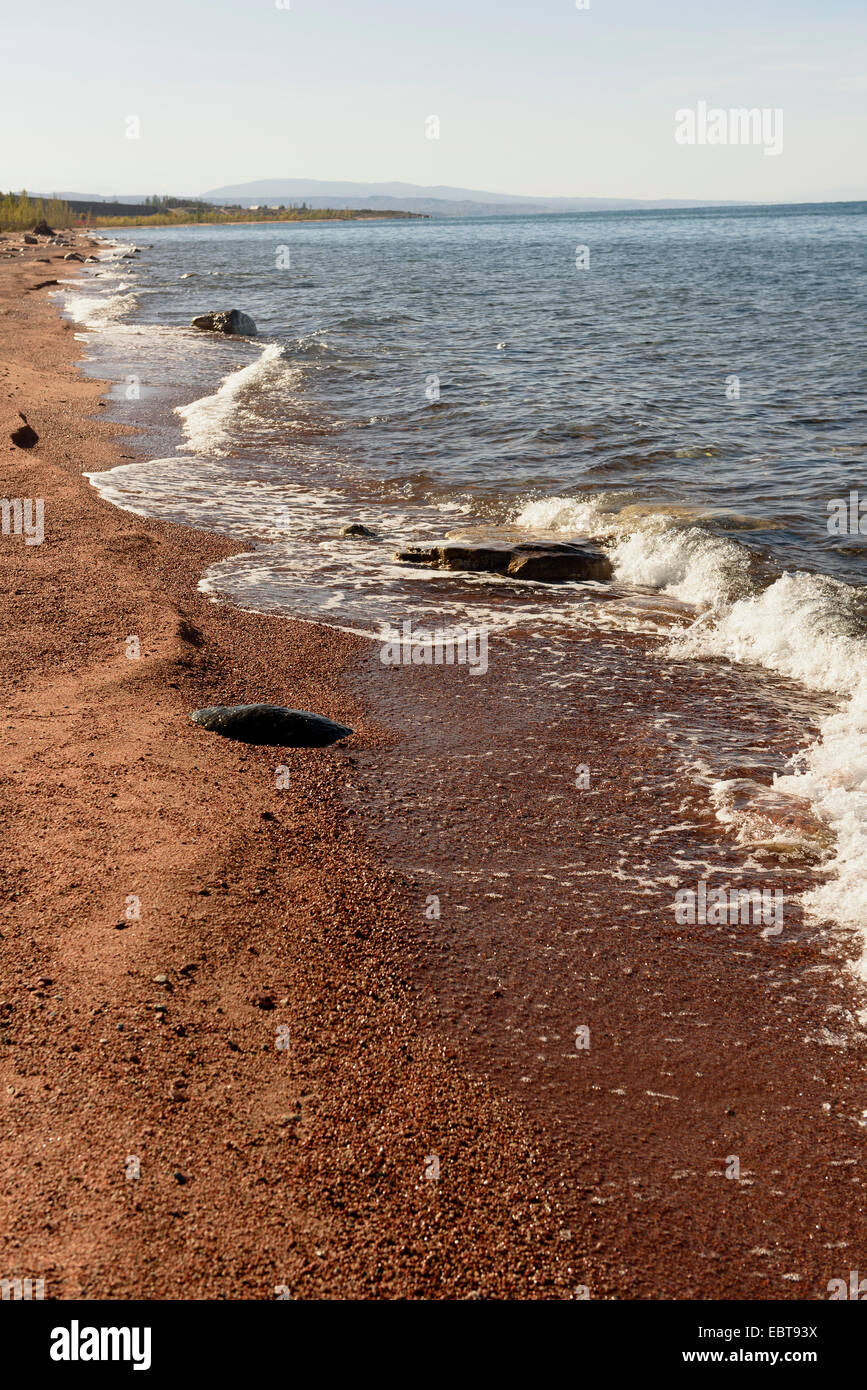 Issyk kul see hi-res stock photography and images - Alamy