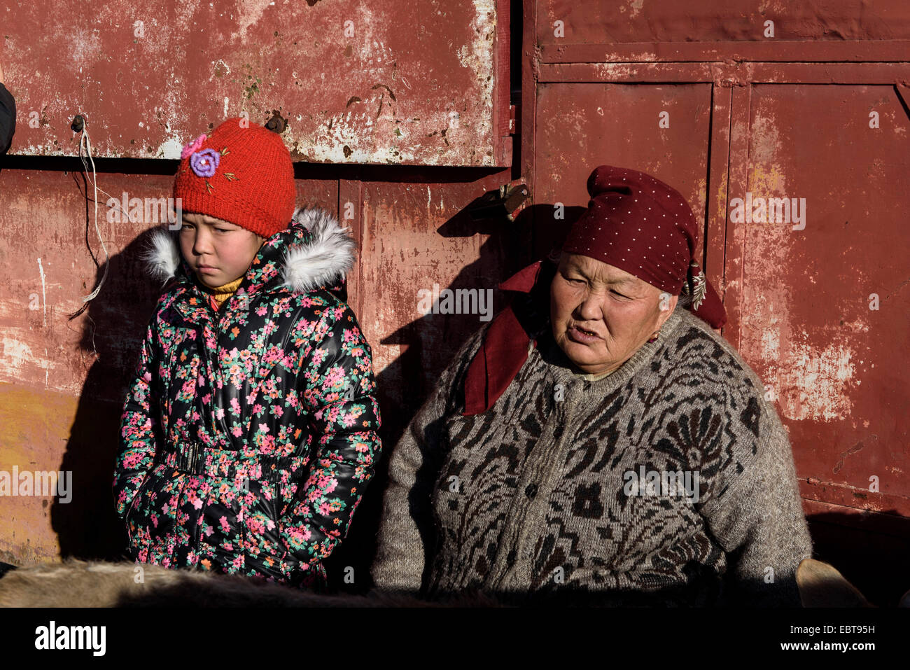 Animal market in karakol kyrgyzstan hi-res stock photography and images ...