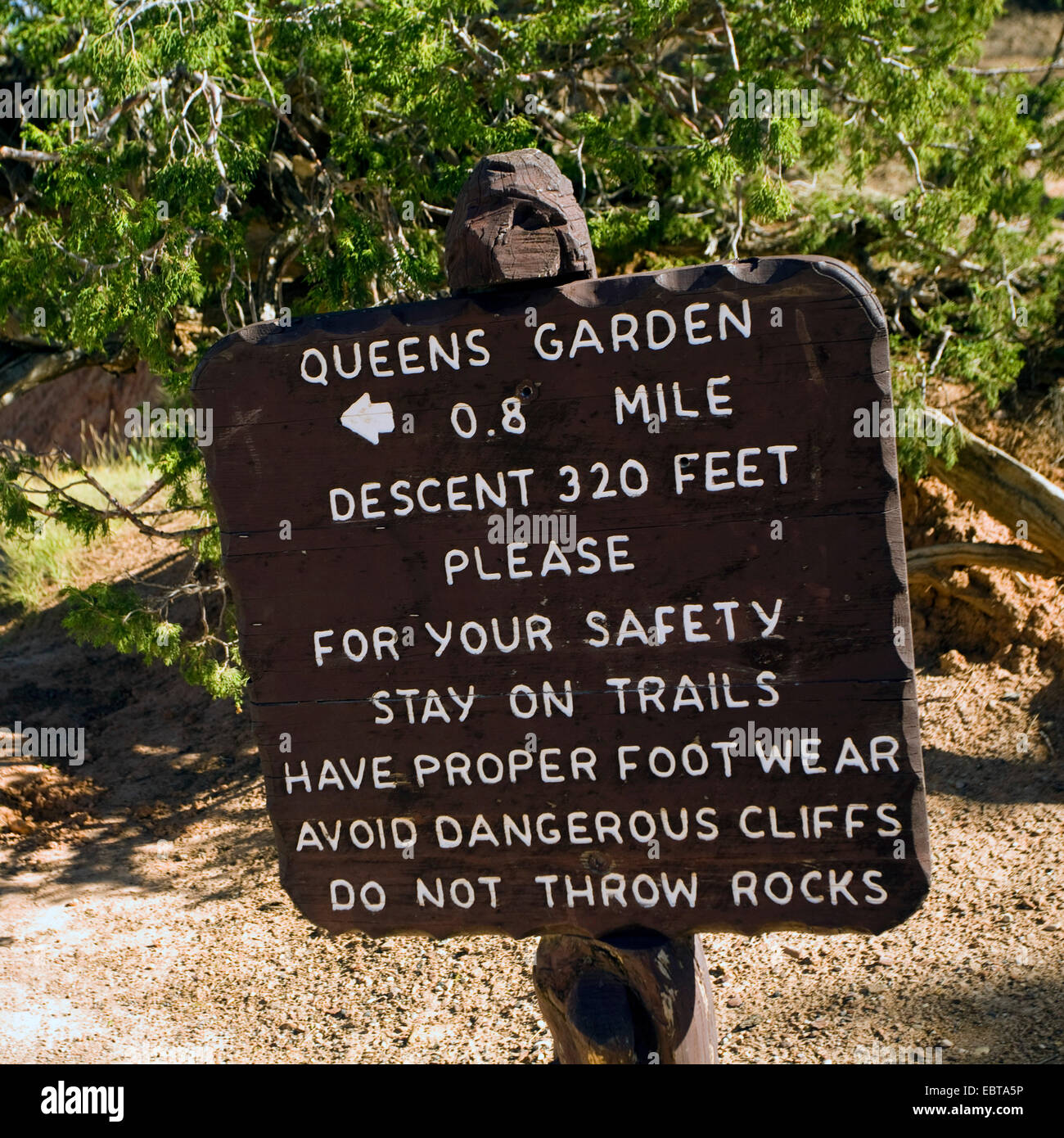 Garden warning signs hi-res stock photography and images - Alamy