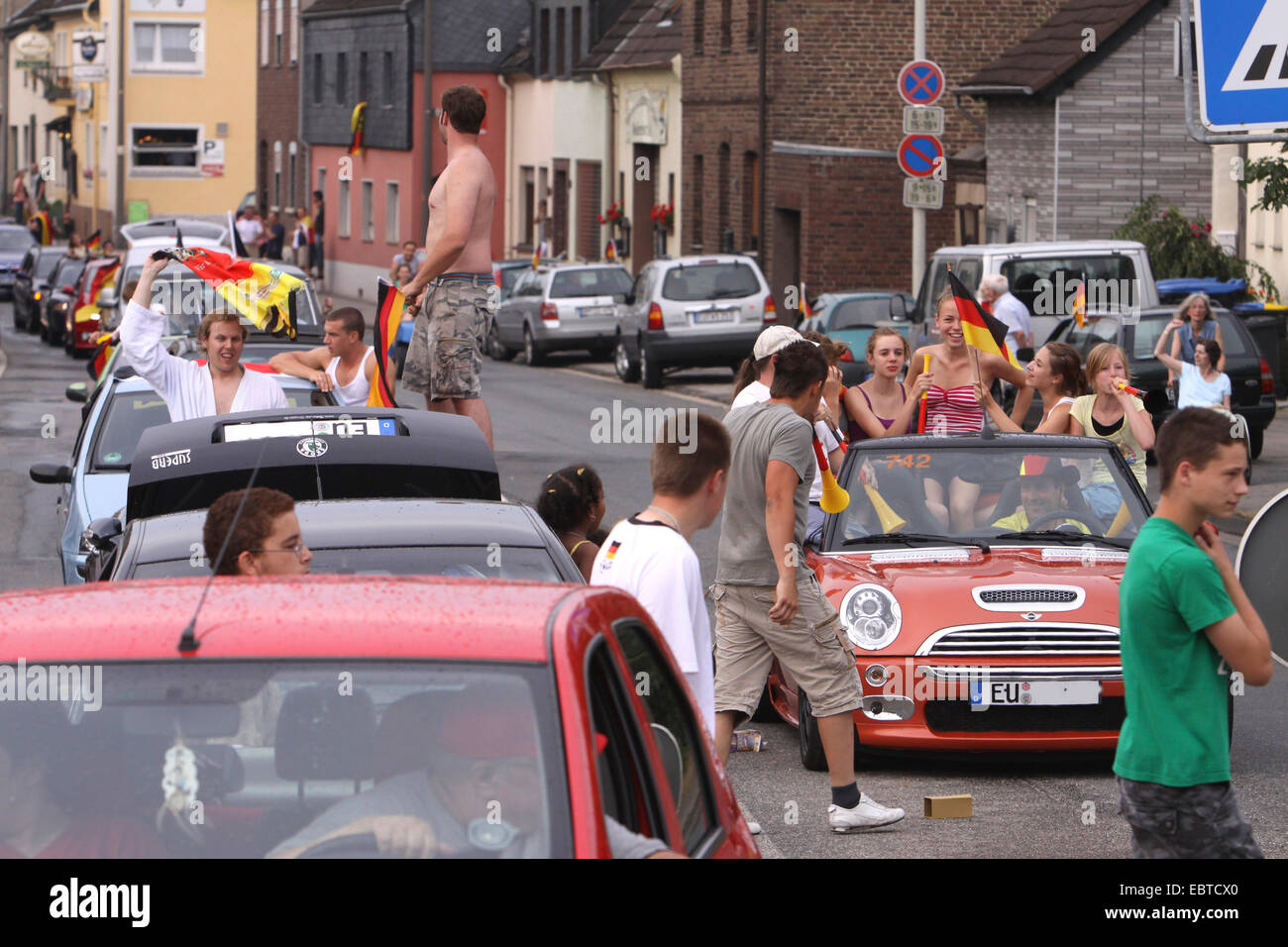 Motorcades hi-res stock photography and images - Alamy