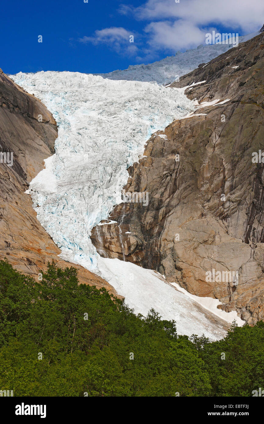 Briksdalsbreen glacier hi-res stock photography and images - Alamy