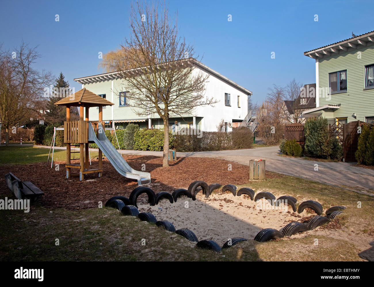 Residential colony park hi-res stock photography and images - Alamy