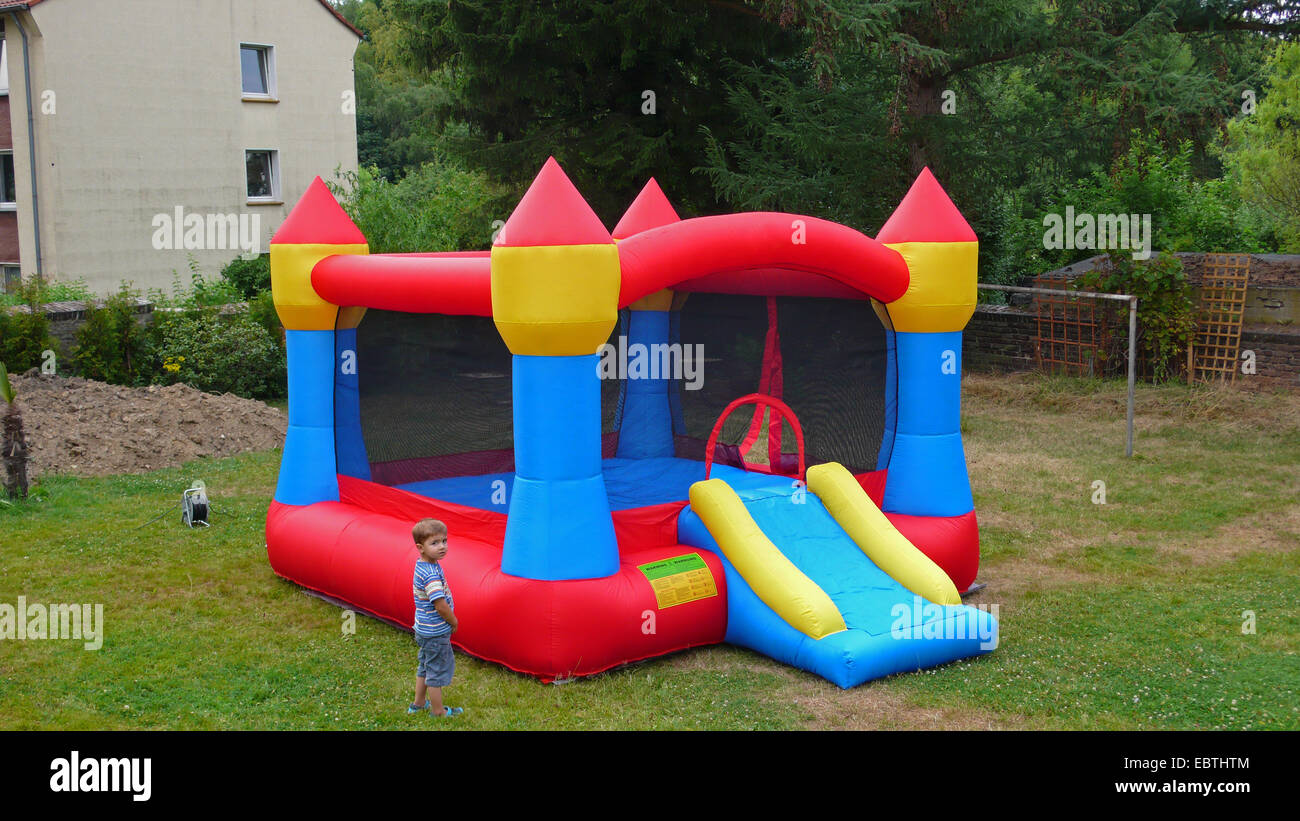 Bouncy castle child jumping hi-res stock photography and images - Alamy