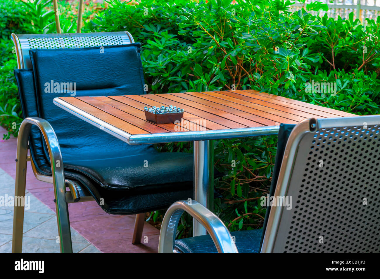 Ashtray on restaurant table hi-res stock photography and images - Alamy