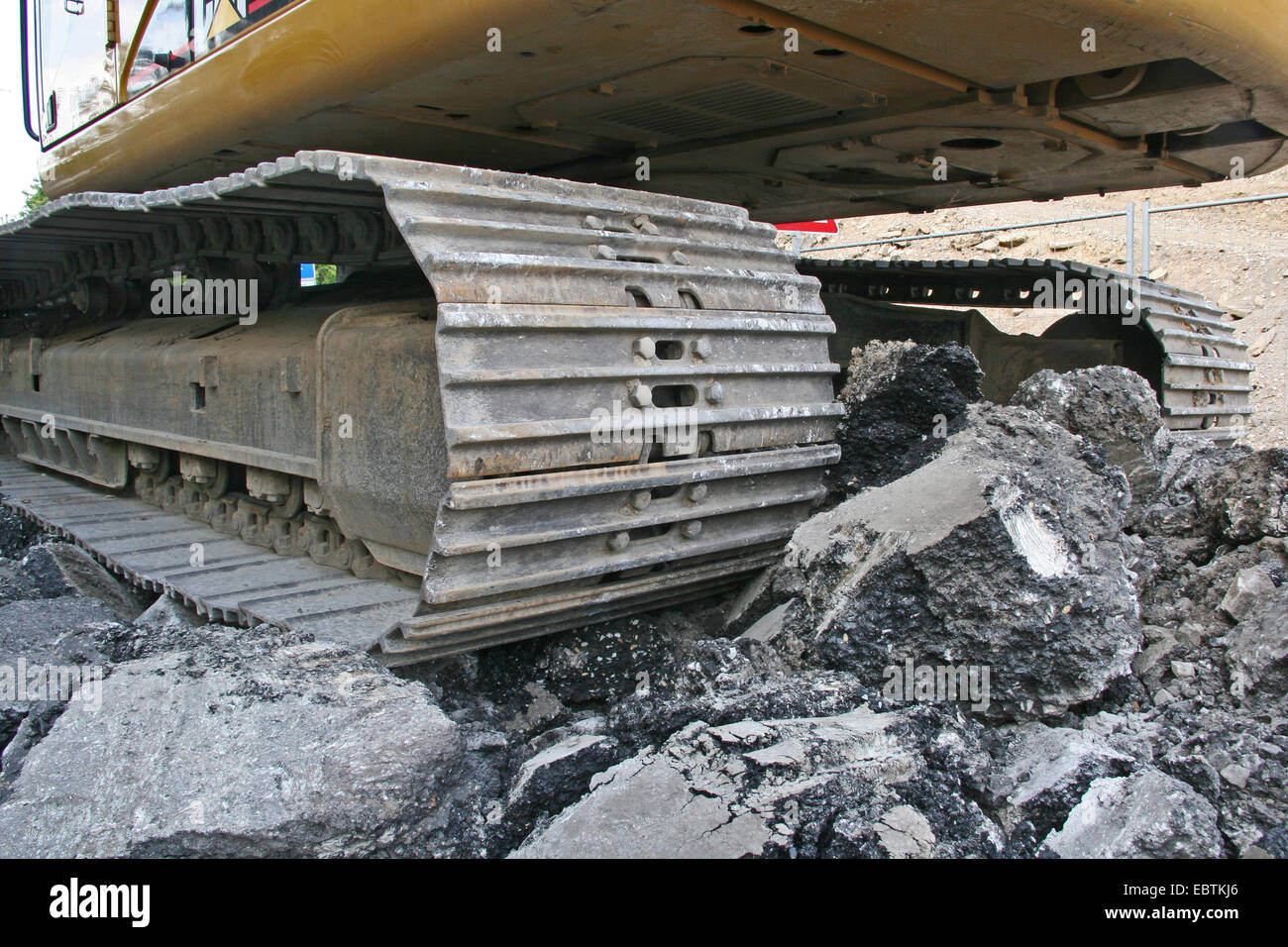 Tracked vehicle hi-res stock photography and images - Alamy