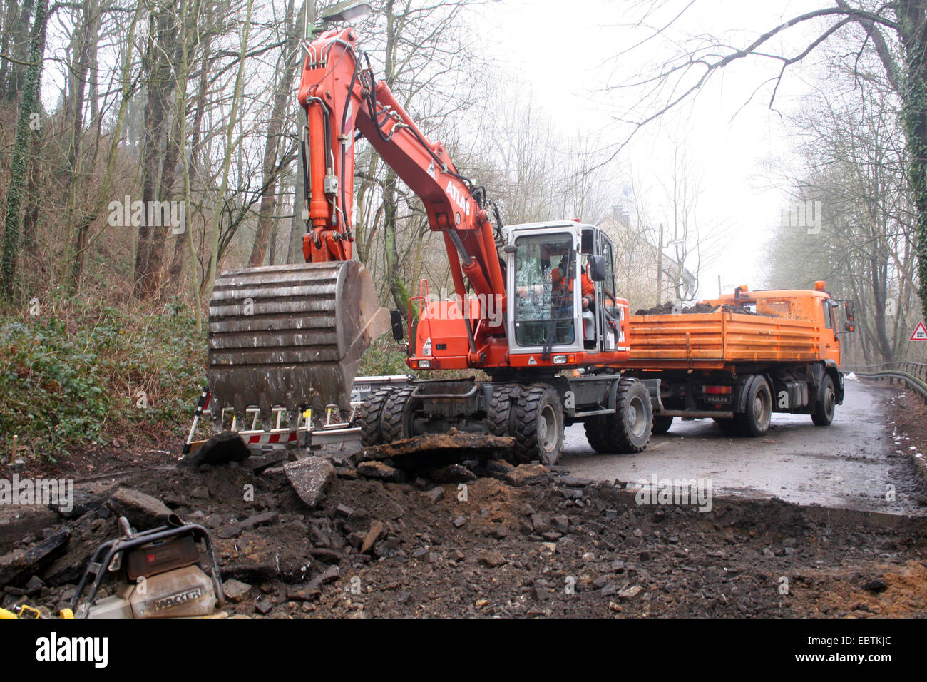 Pipe burst hi-res stock photography and images - Alamy