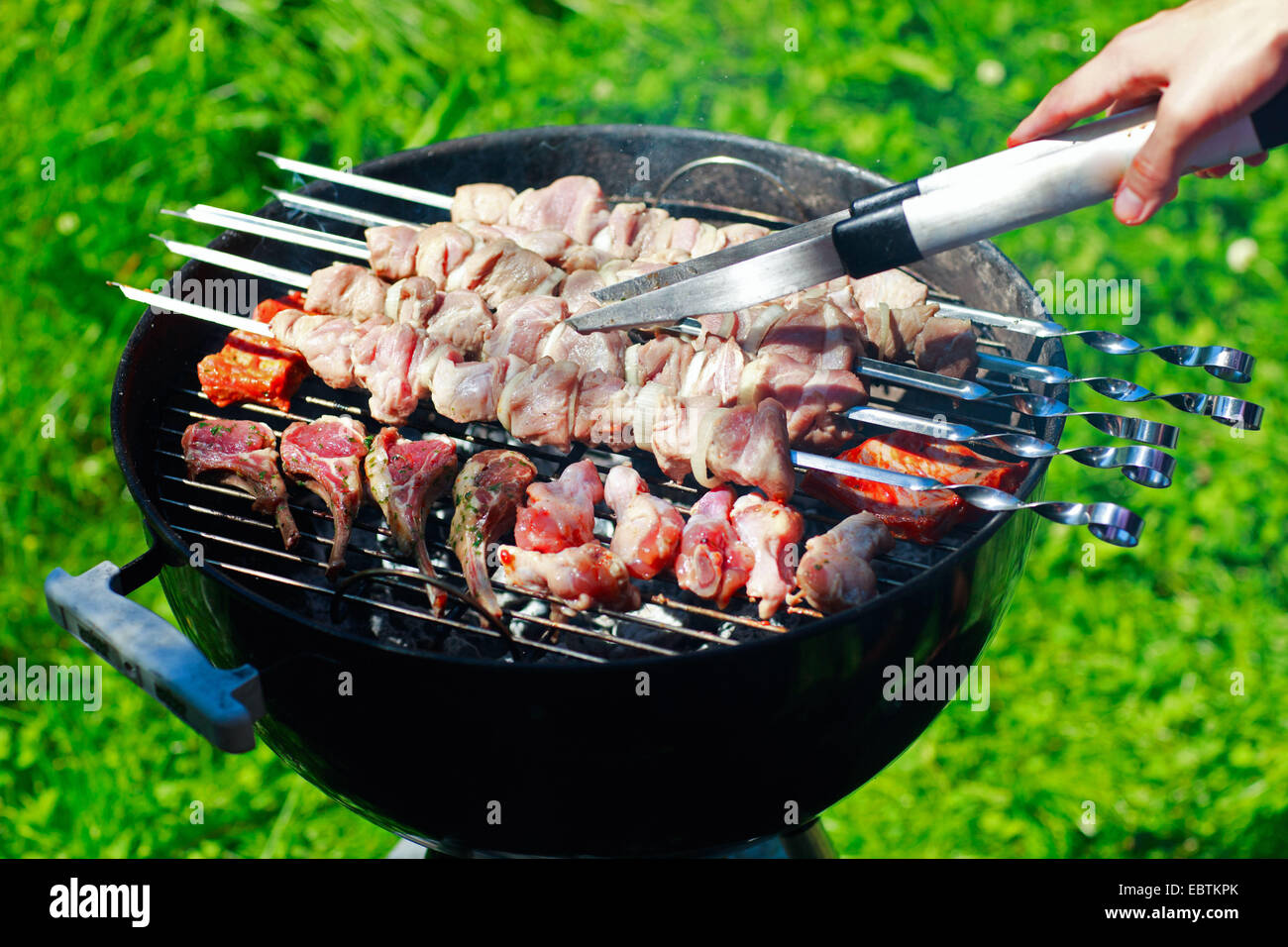Barbeque grills hi-res stock photography and images - Alamy