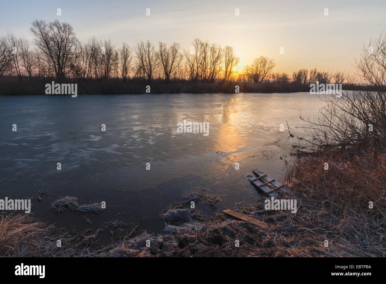 Winter landscape, dawn over the river, morning Stock Photo - Alamy