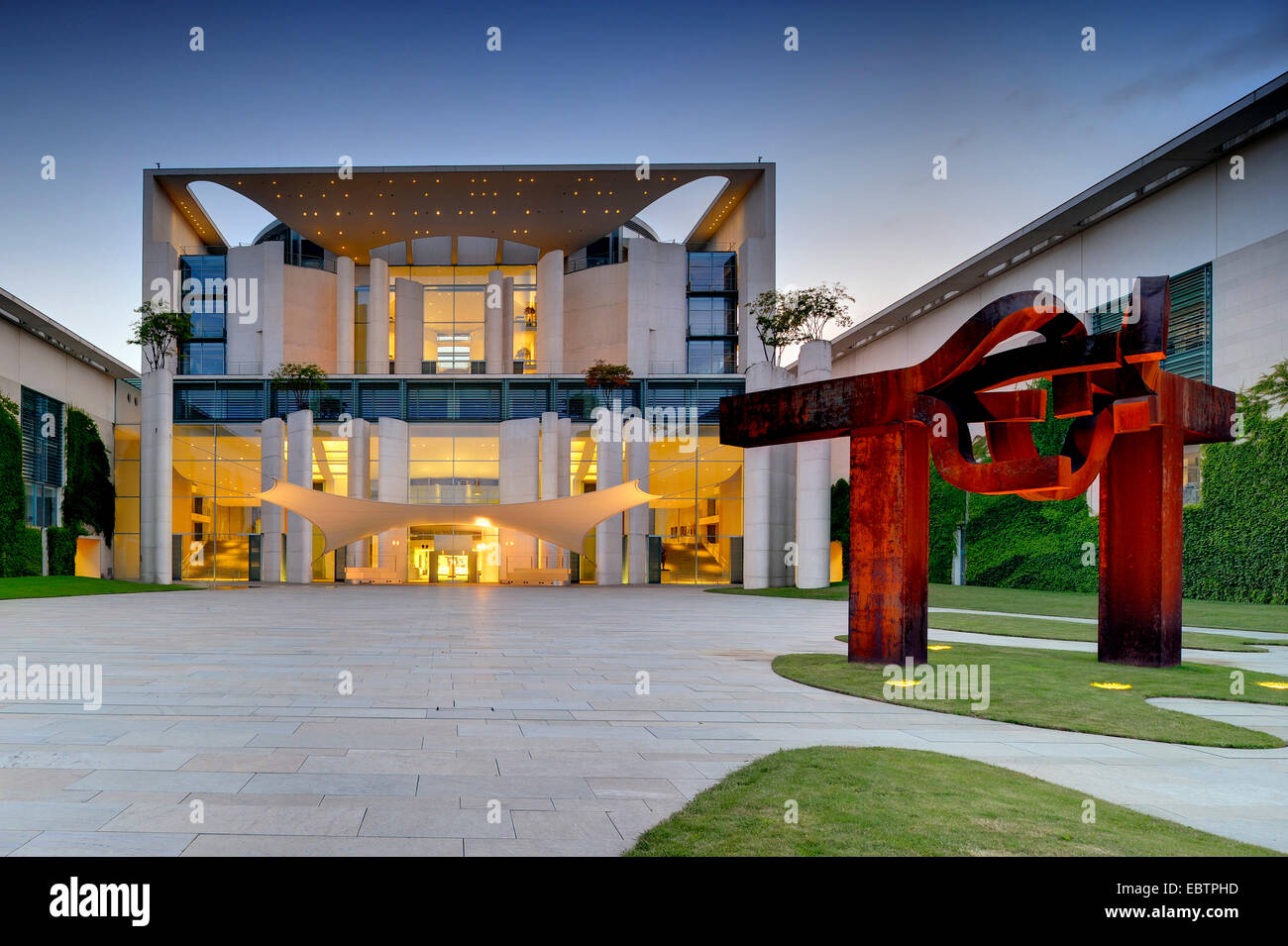 German chancellery hi-res stock photography and images - Alamy