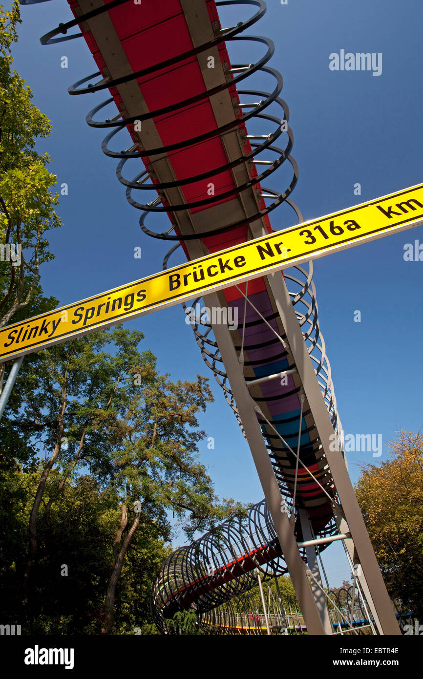 Slinky springs bruecke hi-res stock photography and images - Alamy