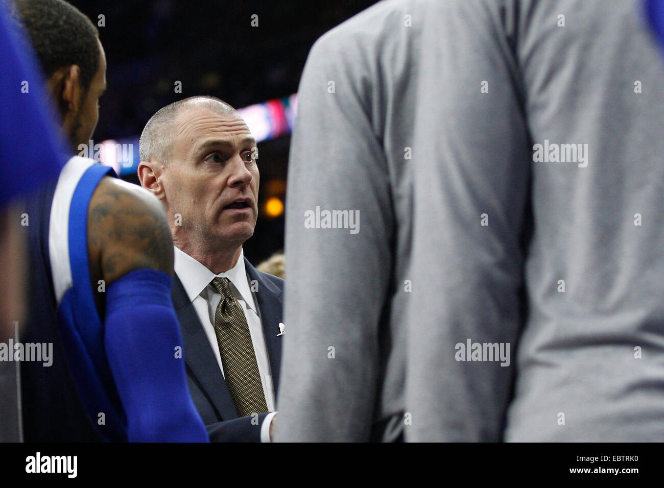 November 29, 2014: Dallas Mavericks head coach Rick Carlisle talks with ...